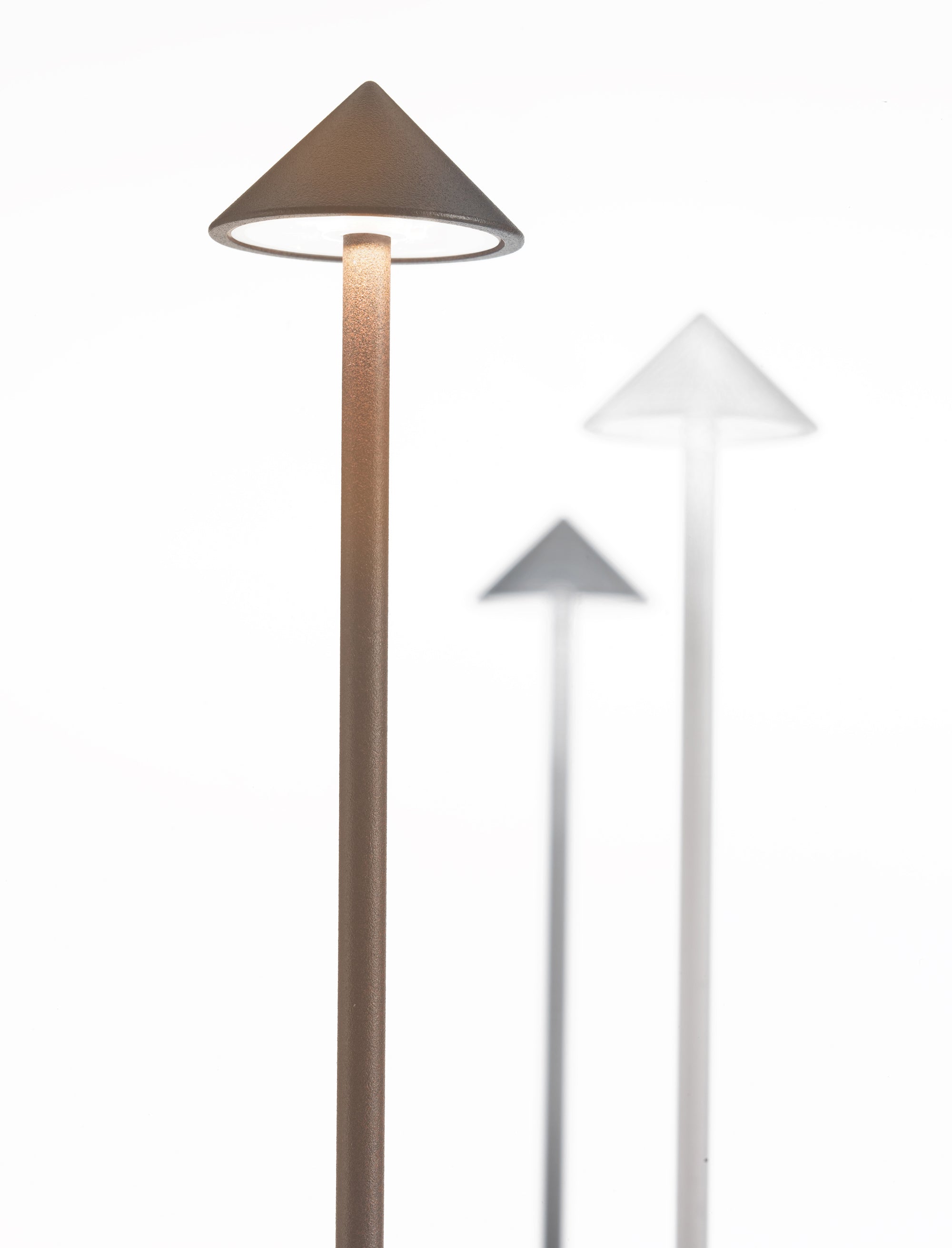 Pina Pro – Zafferano Lighting